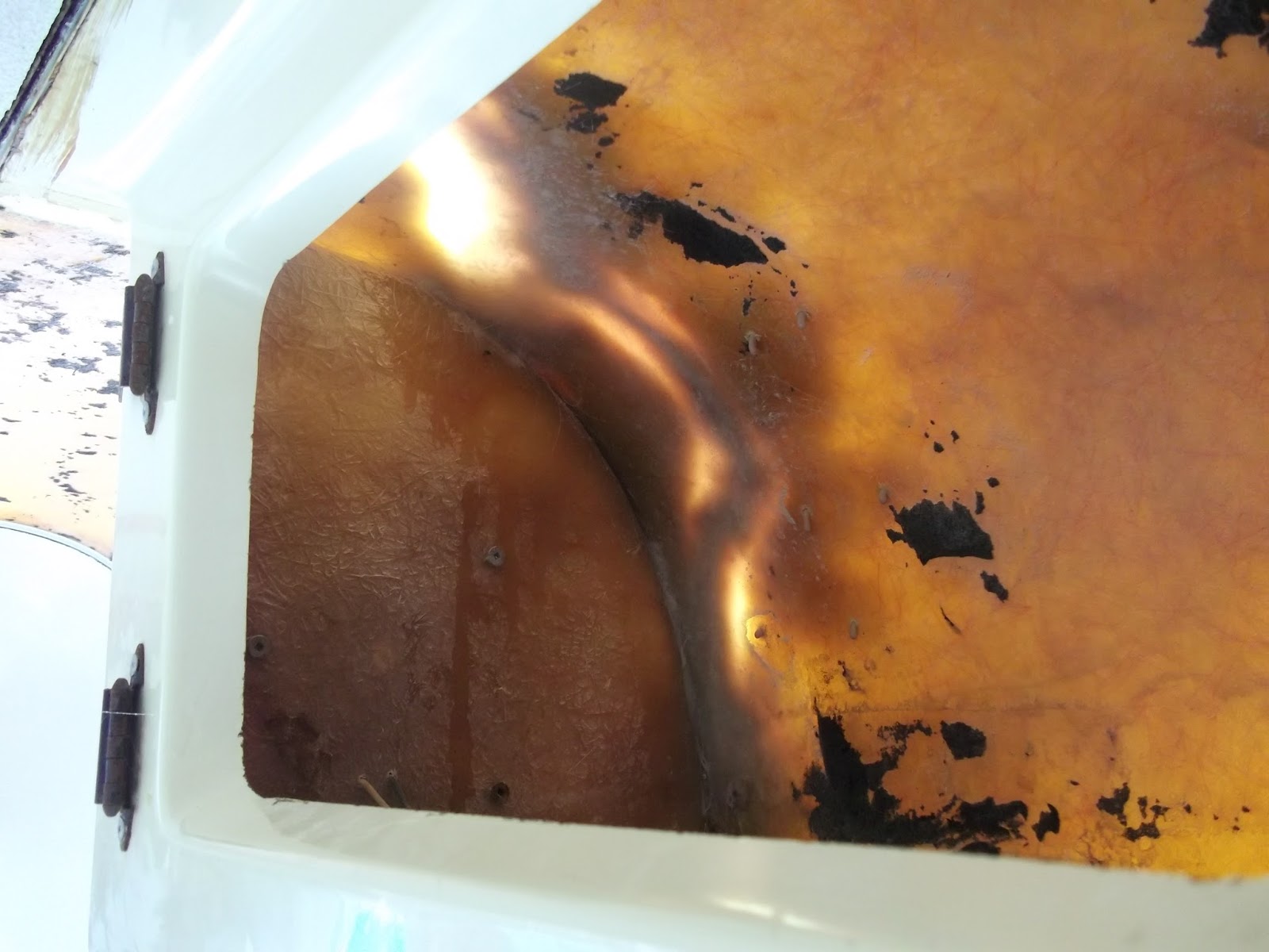 72 Boler Restoration: Fiberglass Work