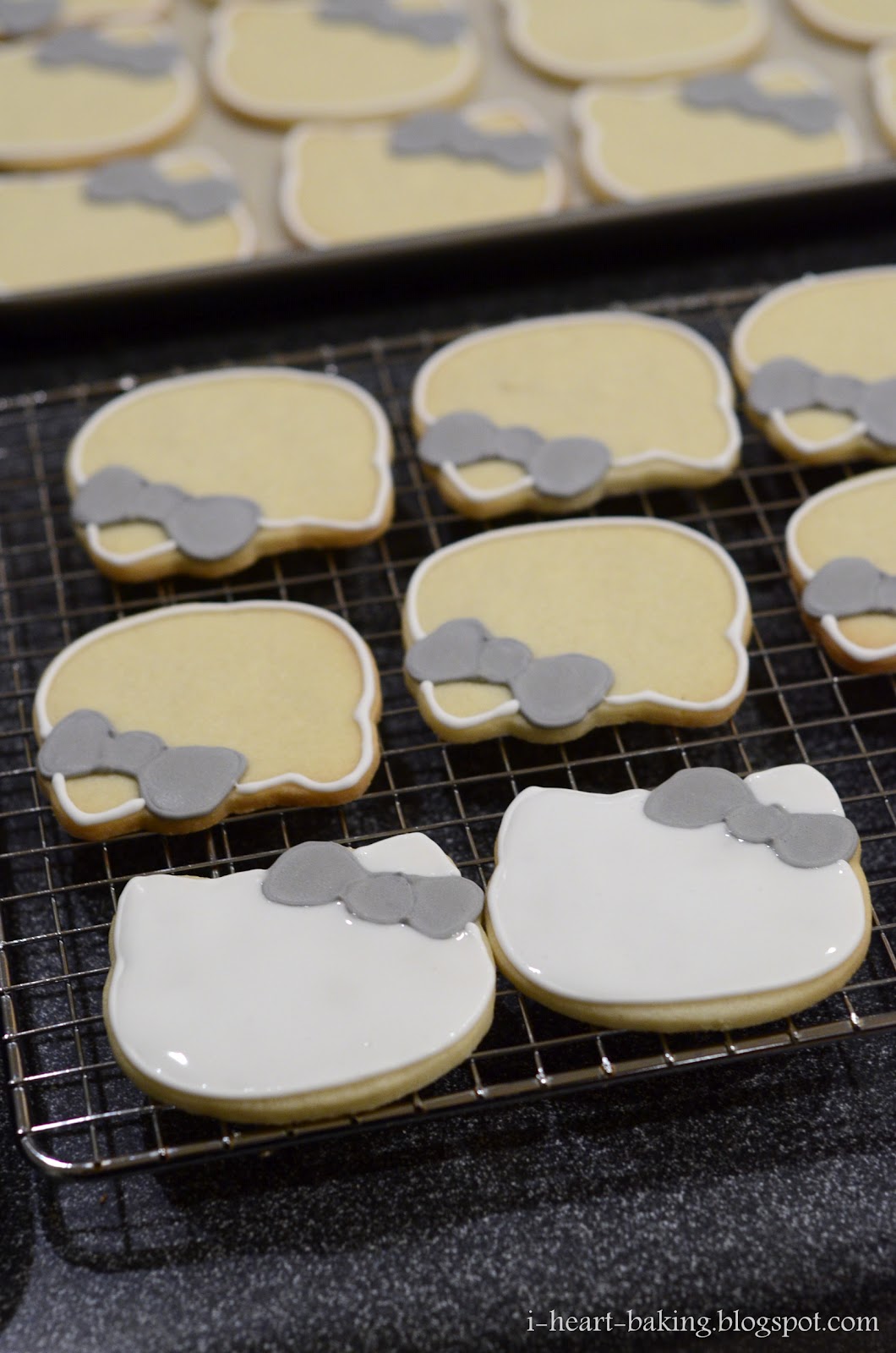 i heart baking!: hello kitty cookies