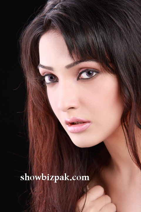 Amna Karim Pakistani Model & Actress ~ VERY HOT MODELS