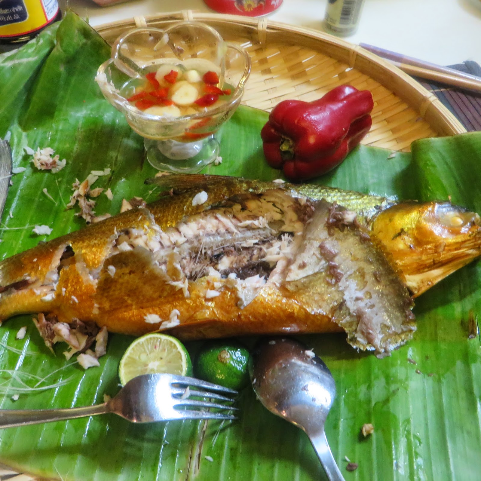 LUWEEH KITCHEN : Pag gawa ng BANGUS TINAPA at home