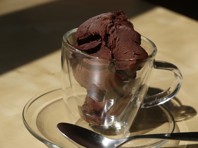 Clockwatching Tart: Dark Chocolate Gelato