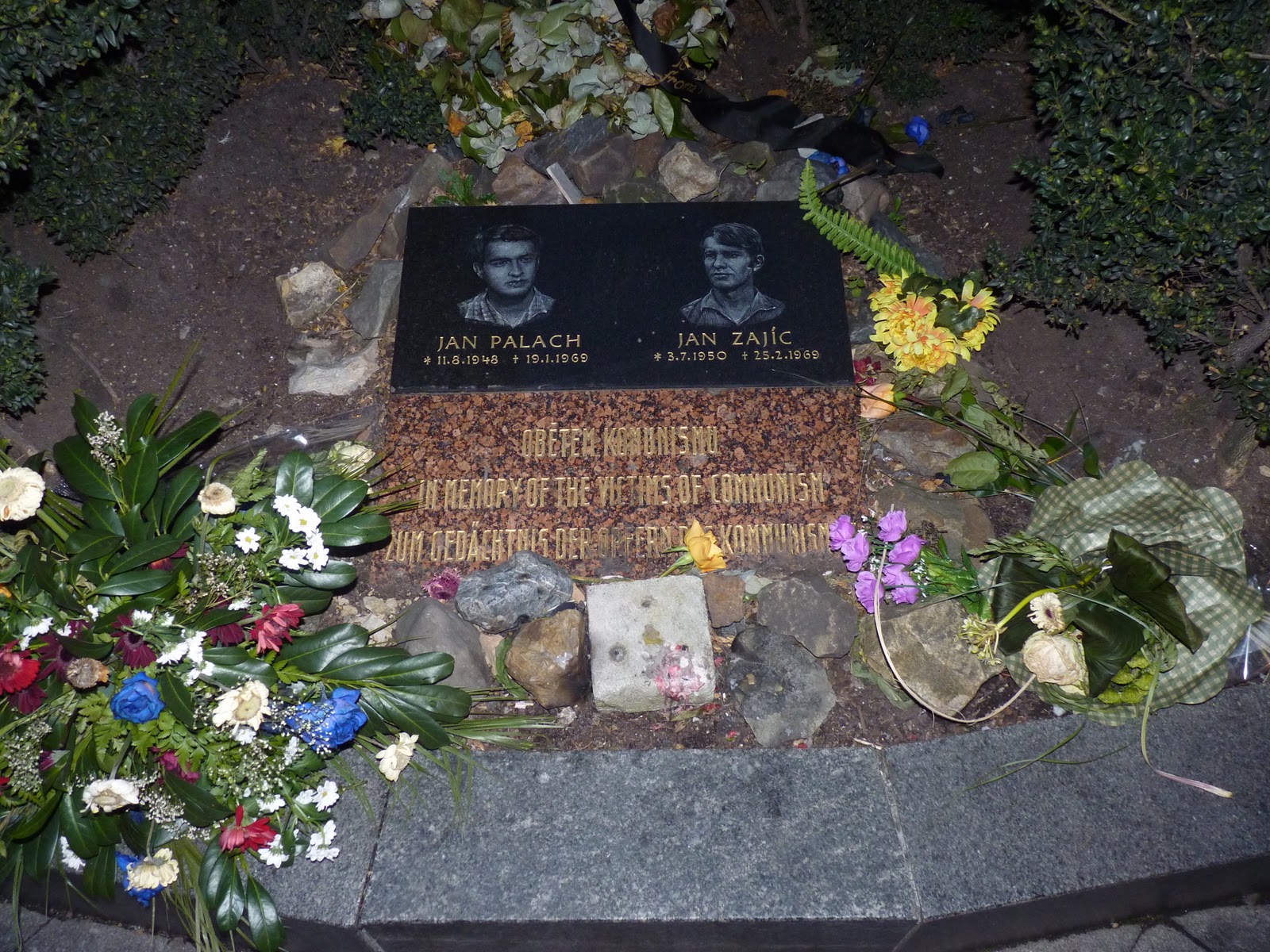 Rosa Rubicondior: Impressions of Prague - Jan Palach and Jan Zajíc