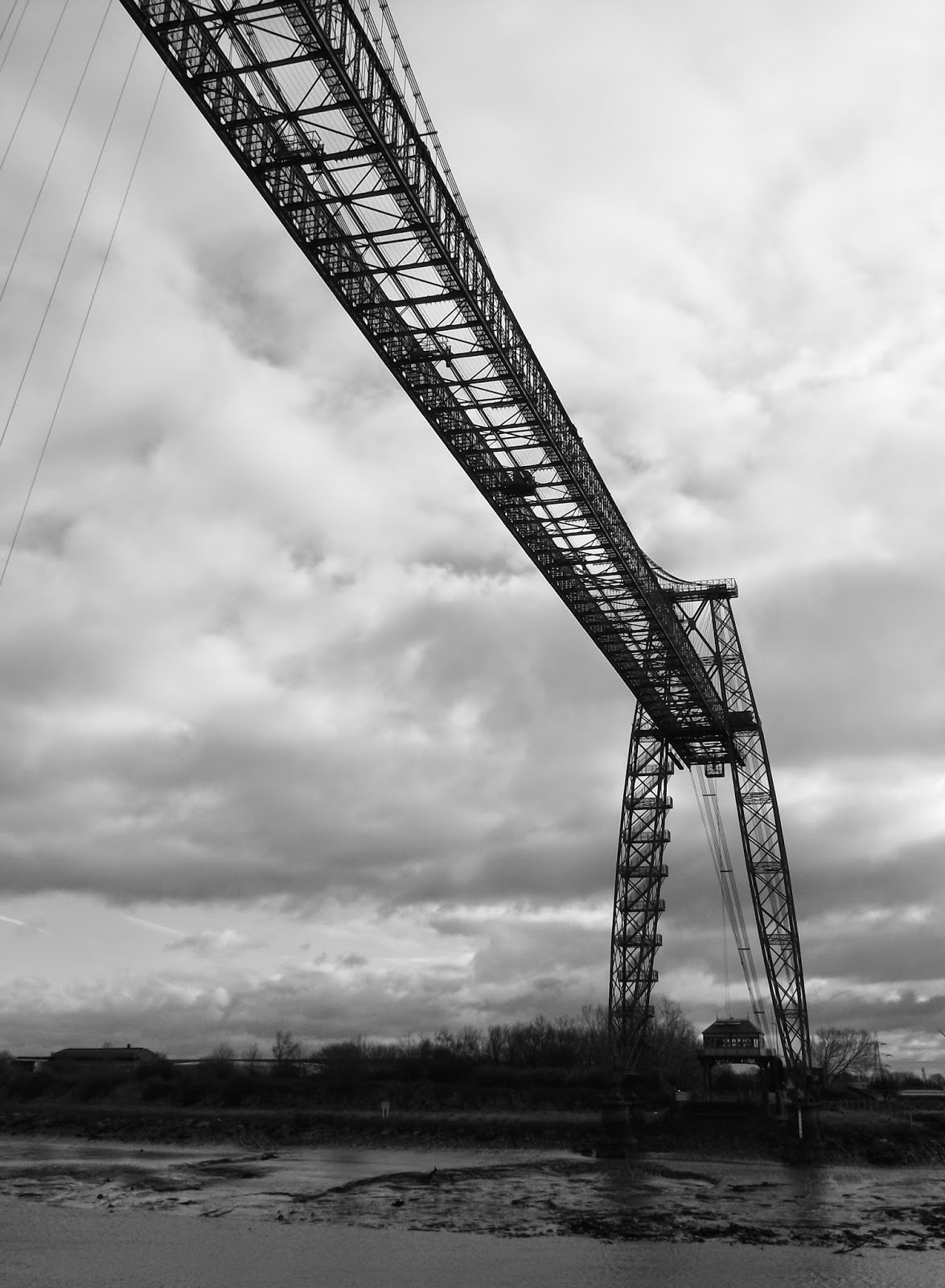 YoungManGoneWest: Newport - Transporter Bridge