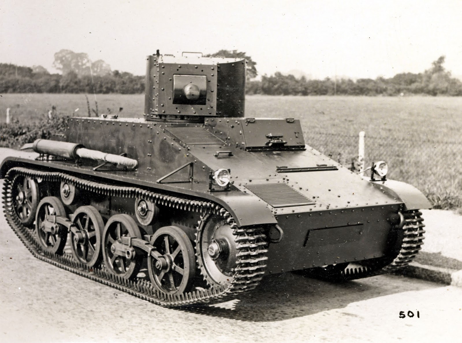 Interwar Tank Development: Light Tank Foreign Sales 1933 Vickers ...