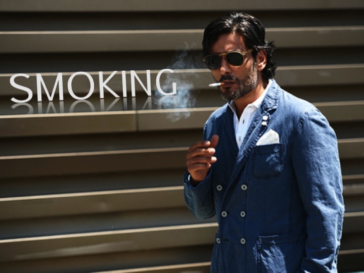 ROS.E.: Men smoking street style
