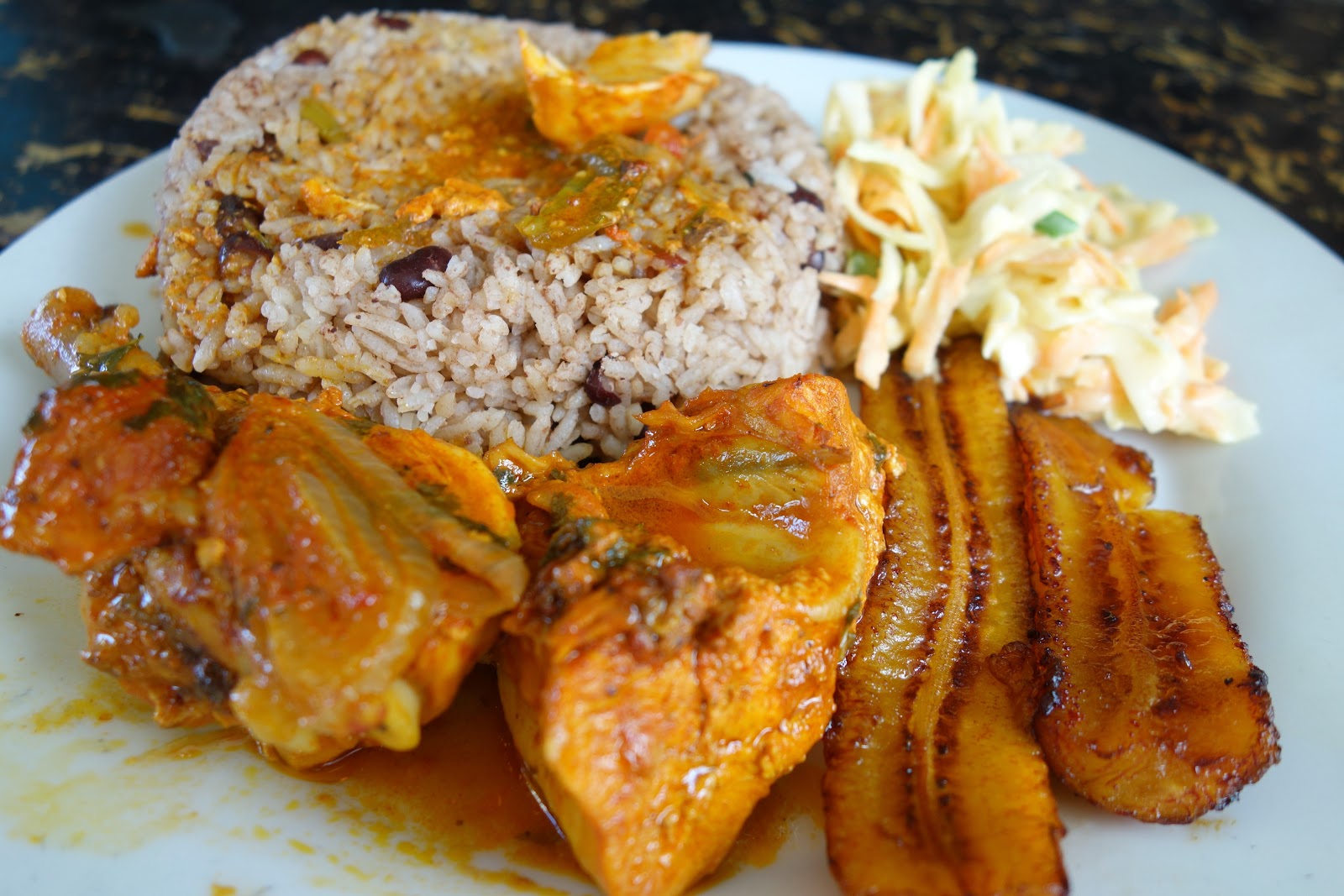 AQUÍ TAN A GUSTITO: Belice: diversidad entre jungla y arrecifes