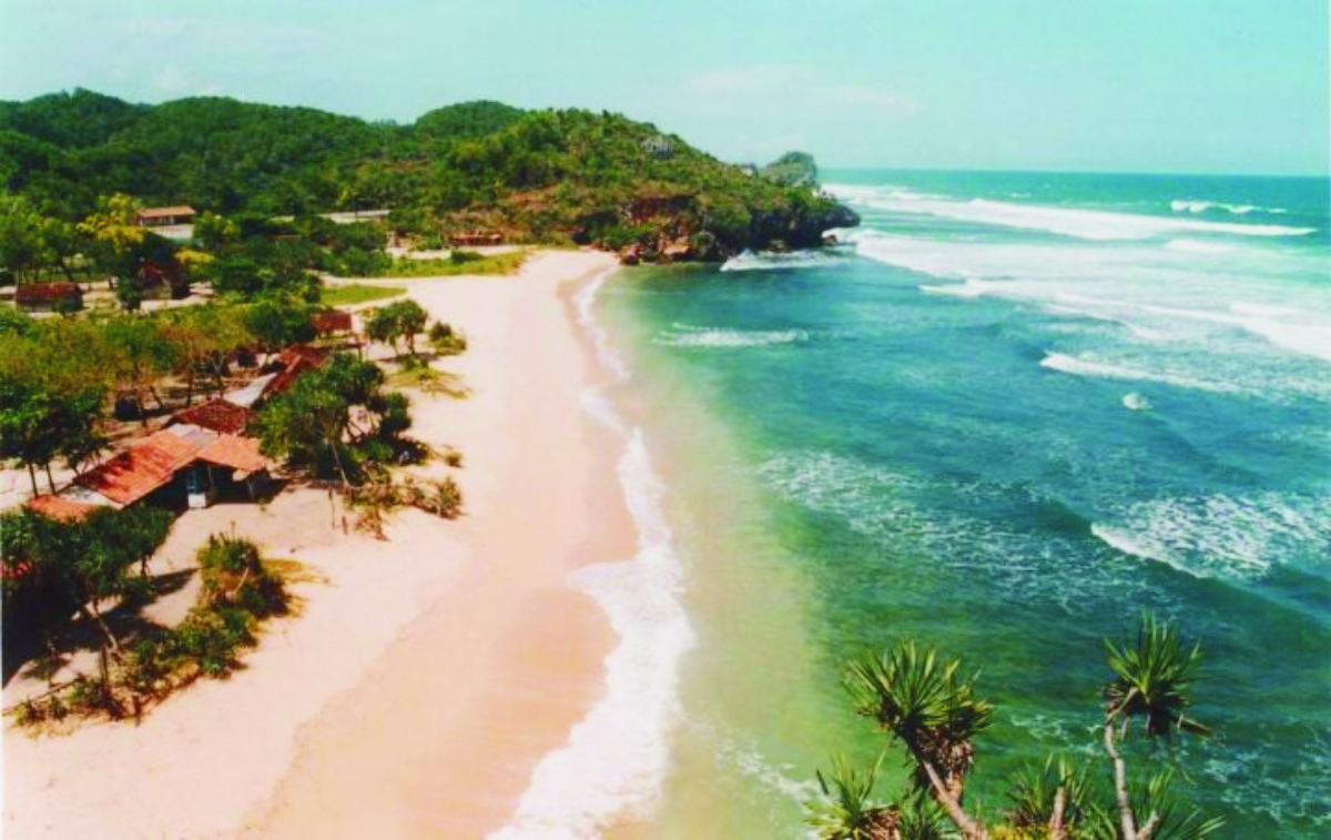 Indahan Pantai Sepanjang, Kuta dalam Versi Yogyakarta | Wisataku ...