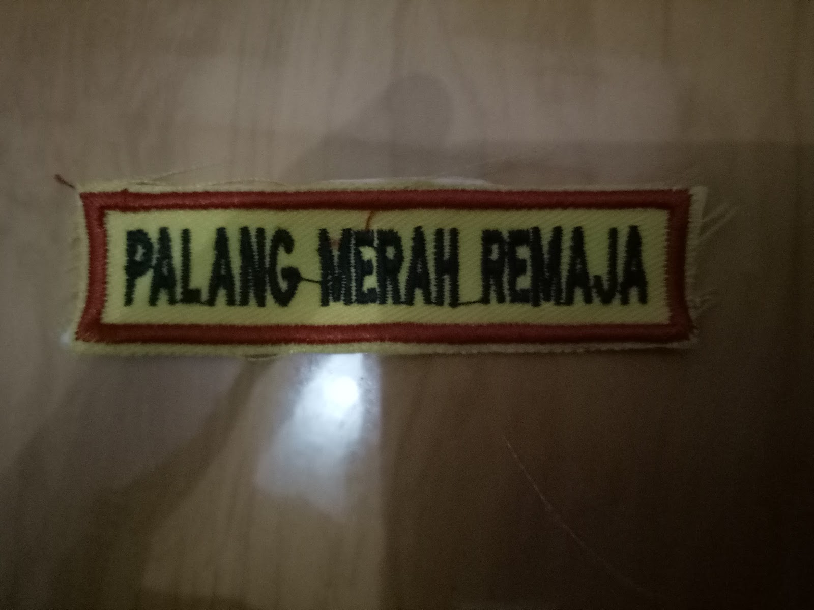 Jual Badge Atribut Baju PMR Madya Wira dan Badge PMI 085642999757 ...