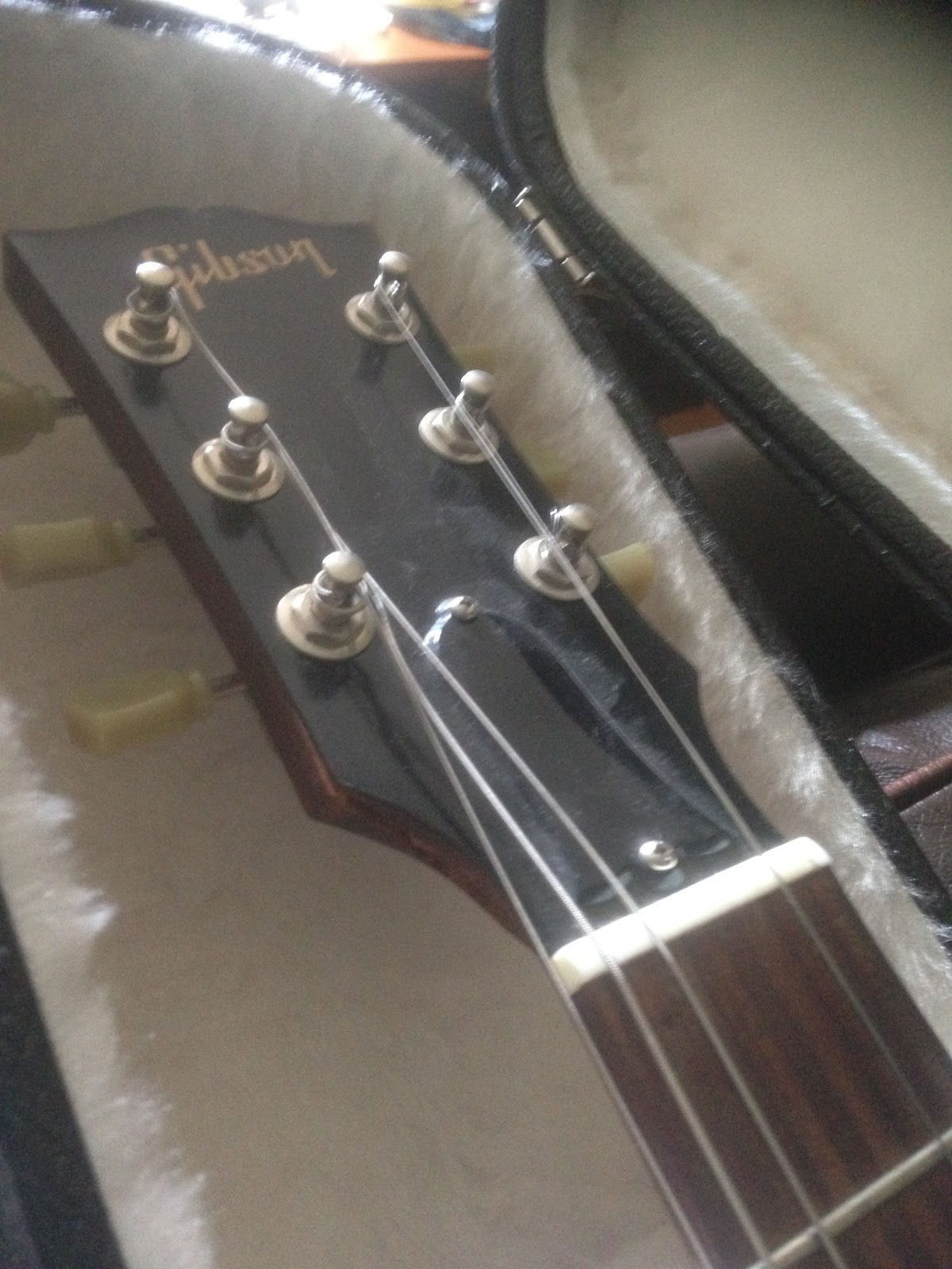 McConville Guitars : 12 Detailed Examples of the Gibson Les Paul Neck ...