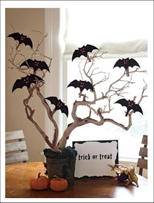 It's Written on the Wall: Halloween Decor Bat Garland-Super Simple to Make