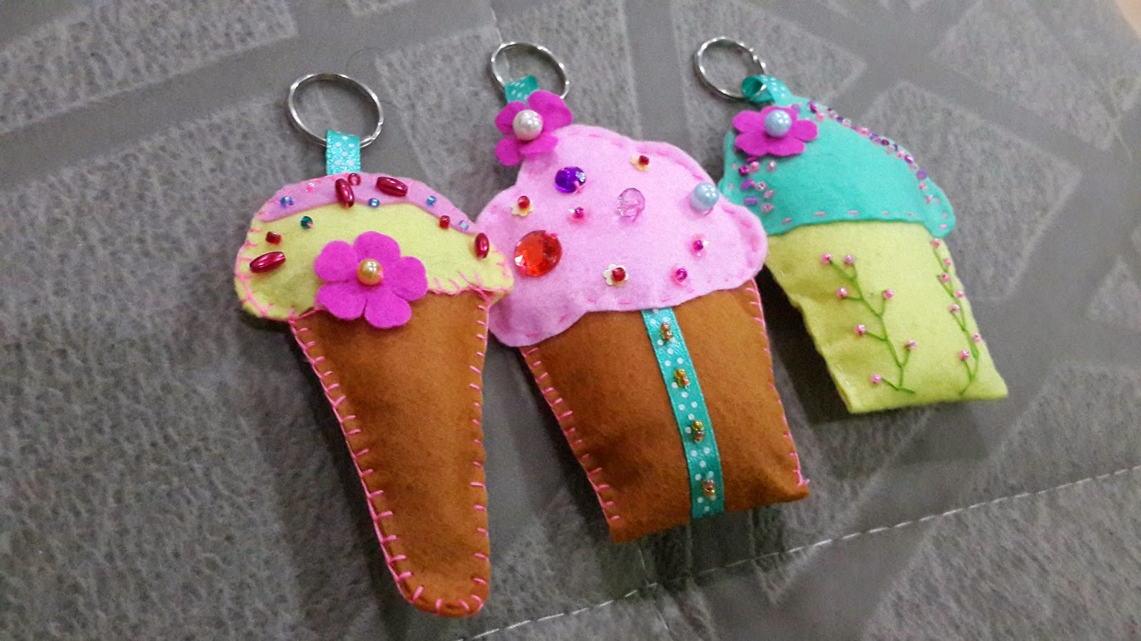 SULAMAN MANIK MAZ: Keychain.. buat anak2.