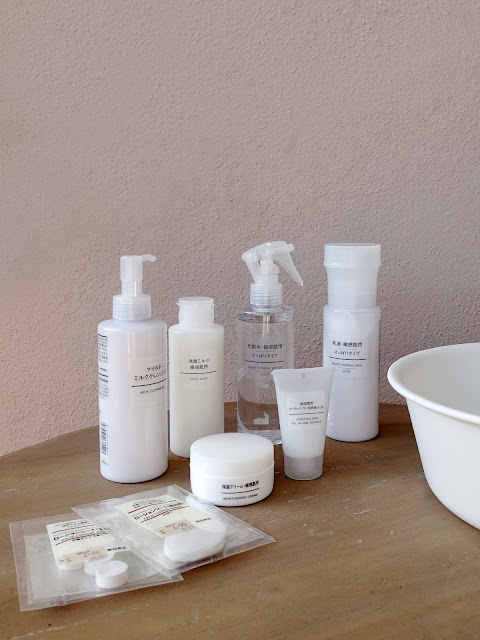 Jorise Lee: MUJI sensitive skin care.