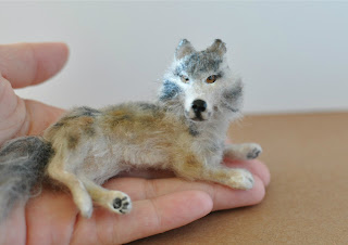 MALINIKminiatures: Dollhouse Miniature Wolf OOAK