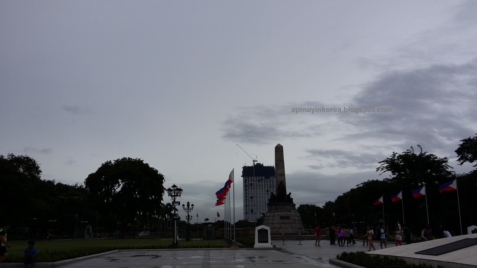 A Pinoy in Korea: Jose Rizal and The Pambansang Photobomb