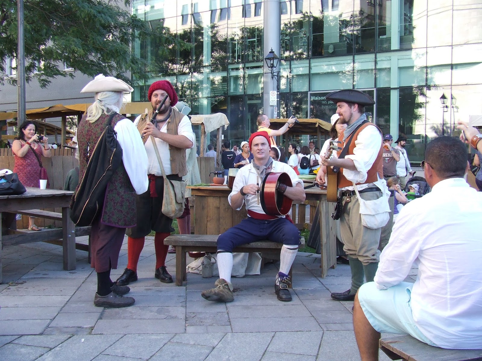 At the New-France 1750 market