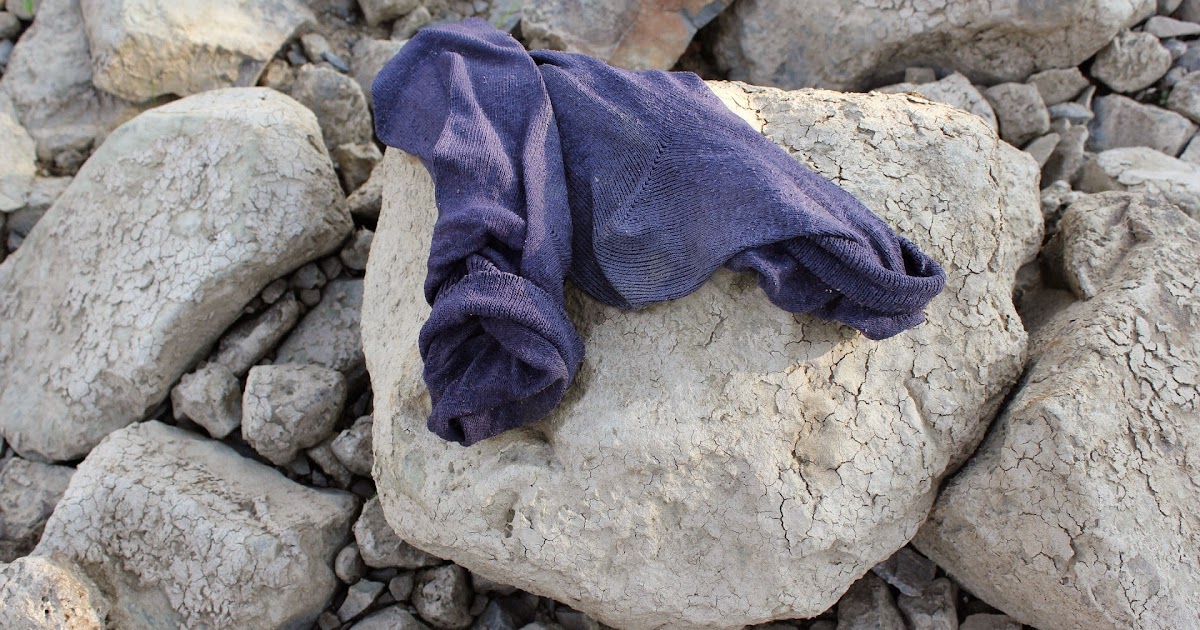 Day Hiking Trails: Know types of hiking socks to ensure you select best ...