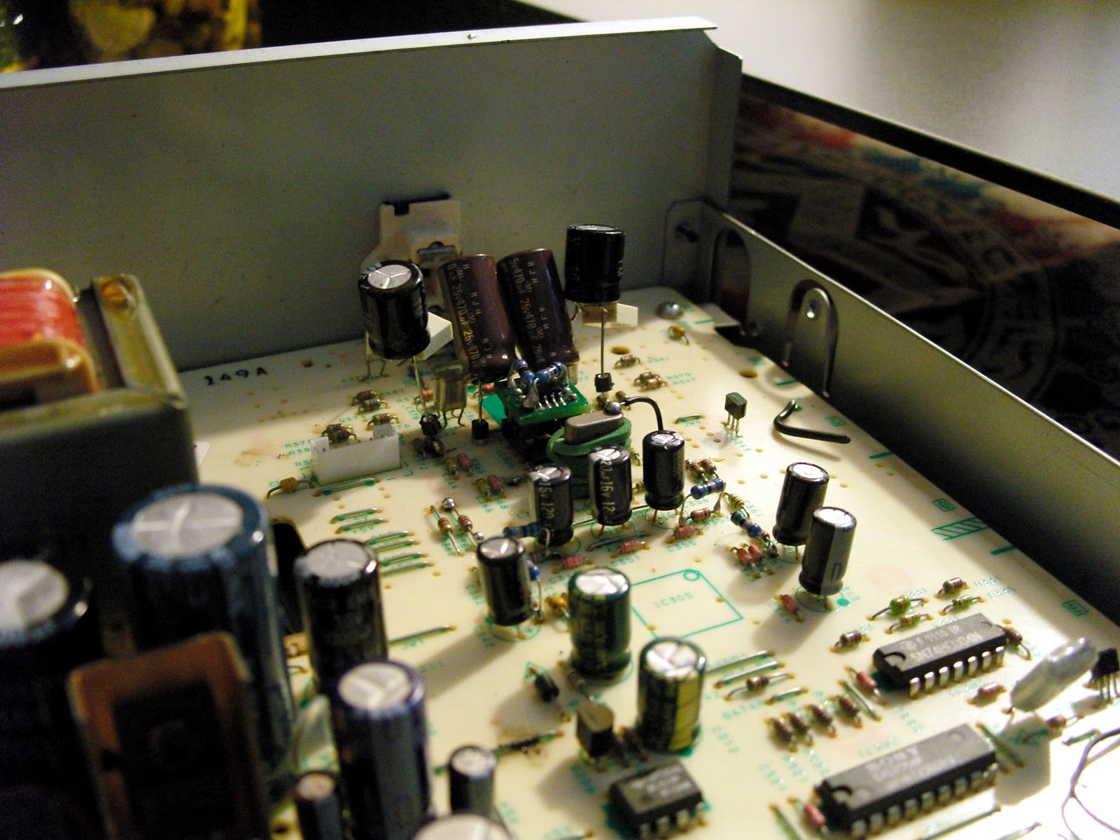 Mao Audiophile Modifications: Mods on a Sony CDP-195