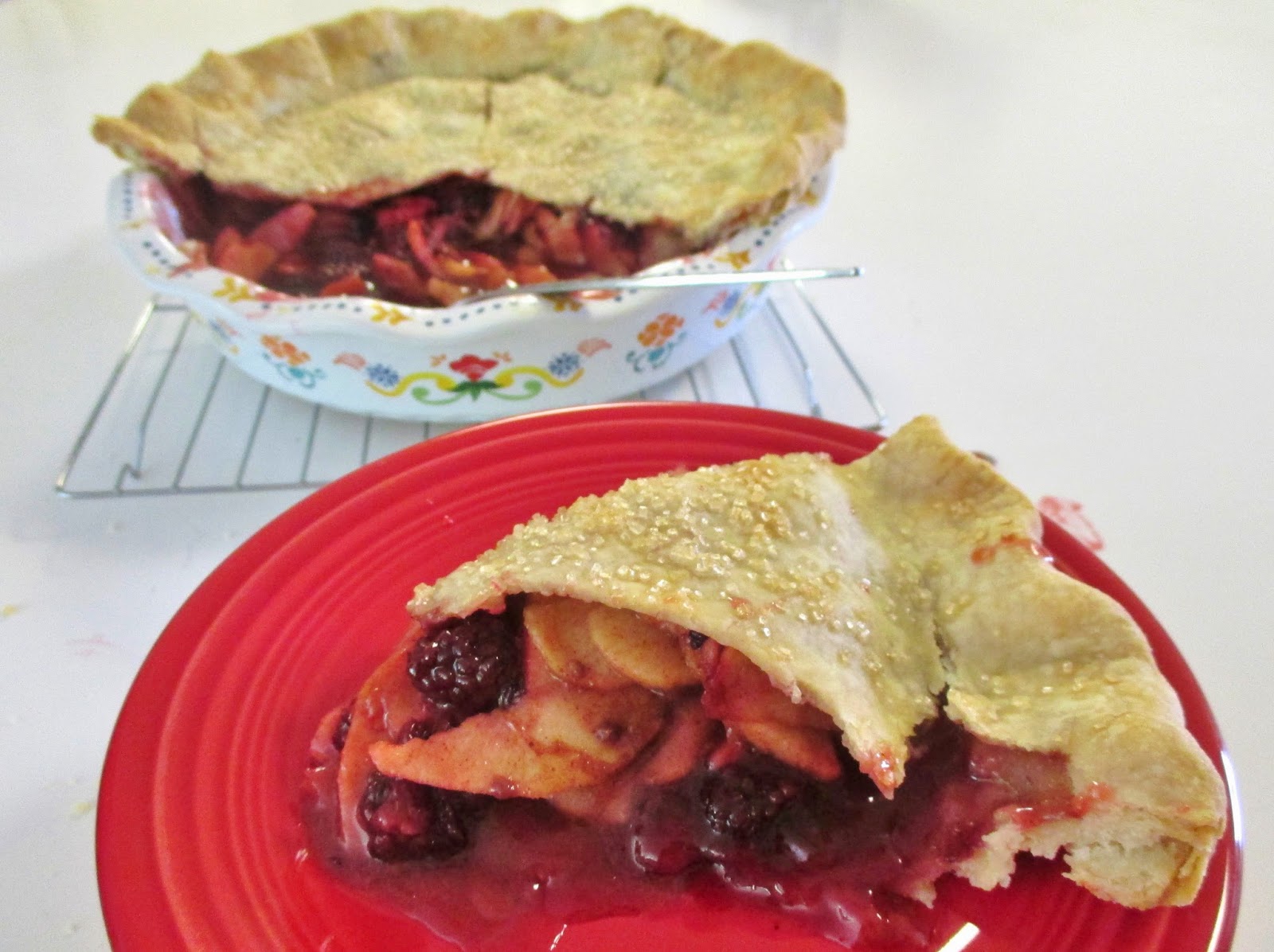 Princesses, Pies, & Preschool Pizzazz: Friday Pie-Day: Apple Blackberry Pie