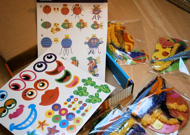 This is me Sarah mum of 3: Grafix Art kits for kids.