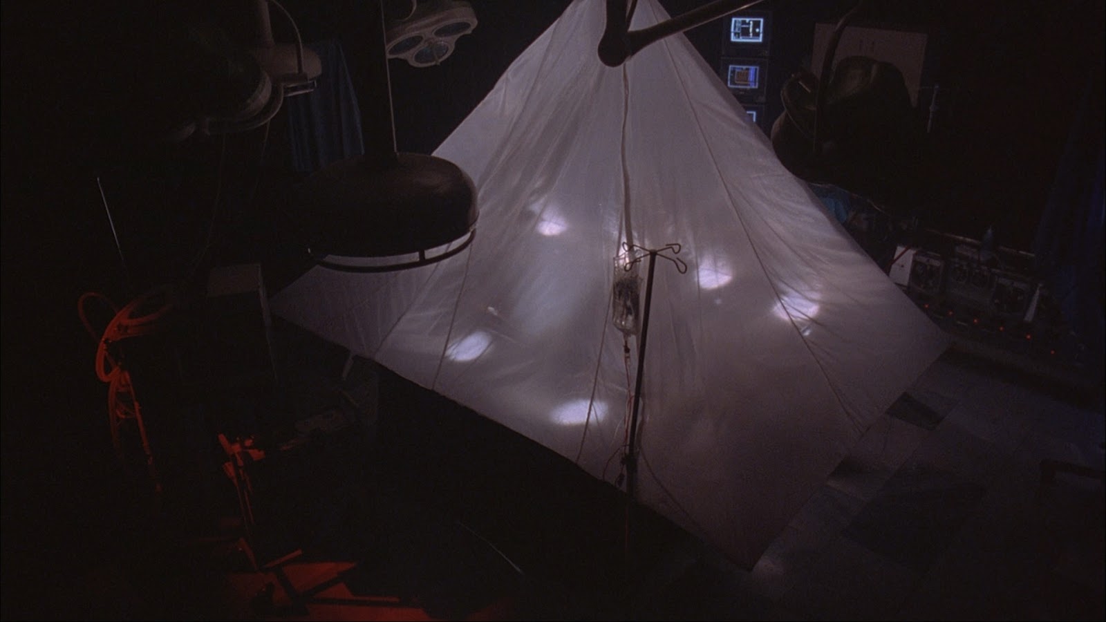 MCBASTARD'S MAUSOLEUM: MIND RIPPER (1995) (88 Films Blu-ray Review)