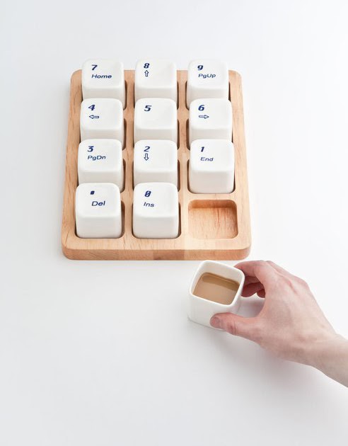 Tía Witty: Keyboard Coffee Cups by E Square