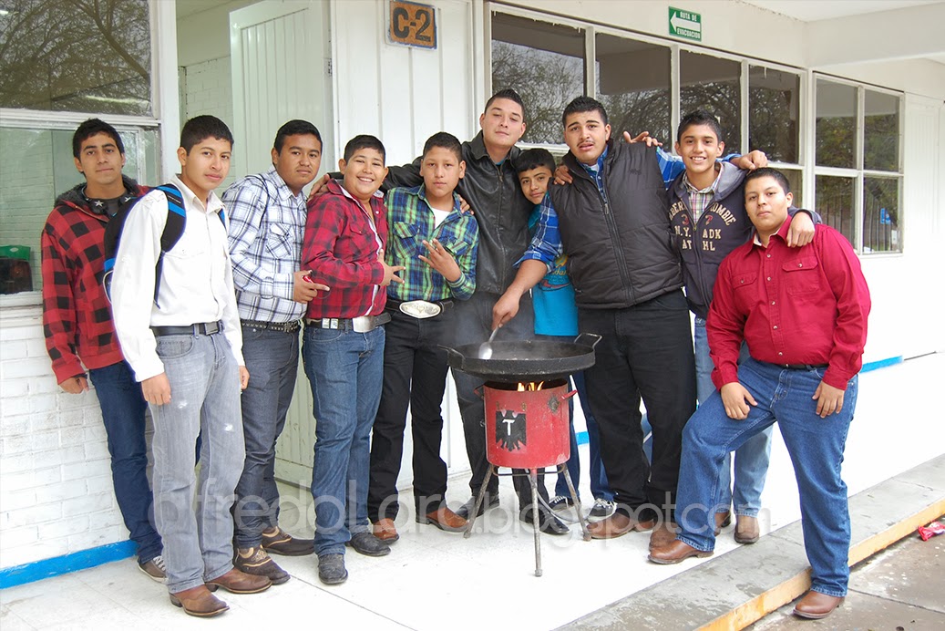 Alfredo Lara / Blog: Campamento Revolucionario en el CBTis 20