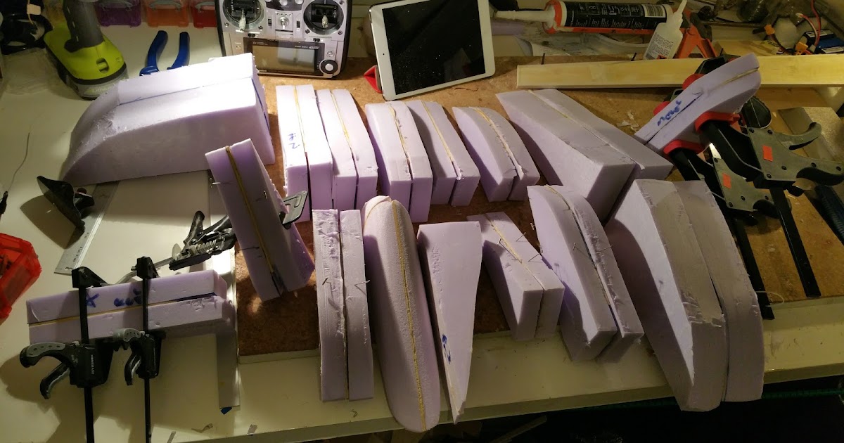 The Wandering Soarer: C17 Globemaster III build - flap canoes and winglets