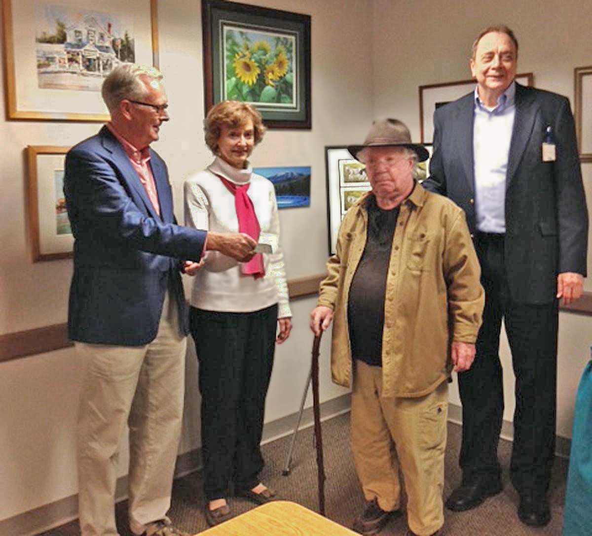 Springfield Vermont News: Foundation brightens hospital rooms in ...