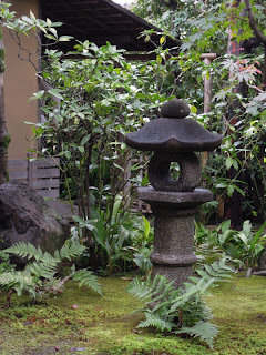 Tales of Japanese tea: Tai-an, tea room designed by Rikyu