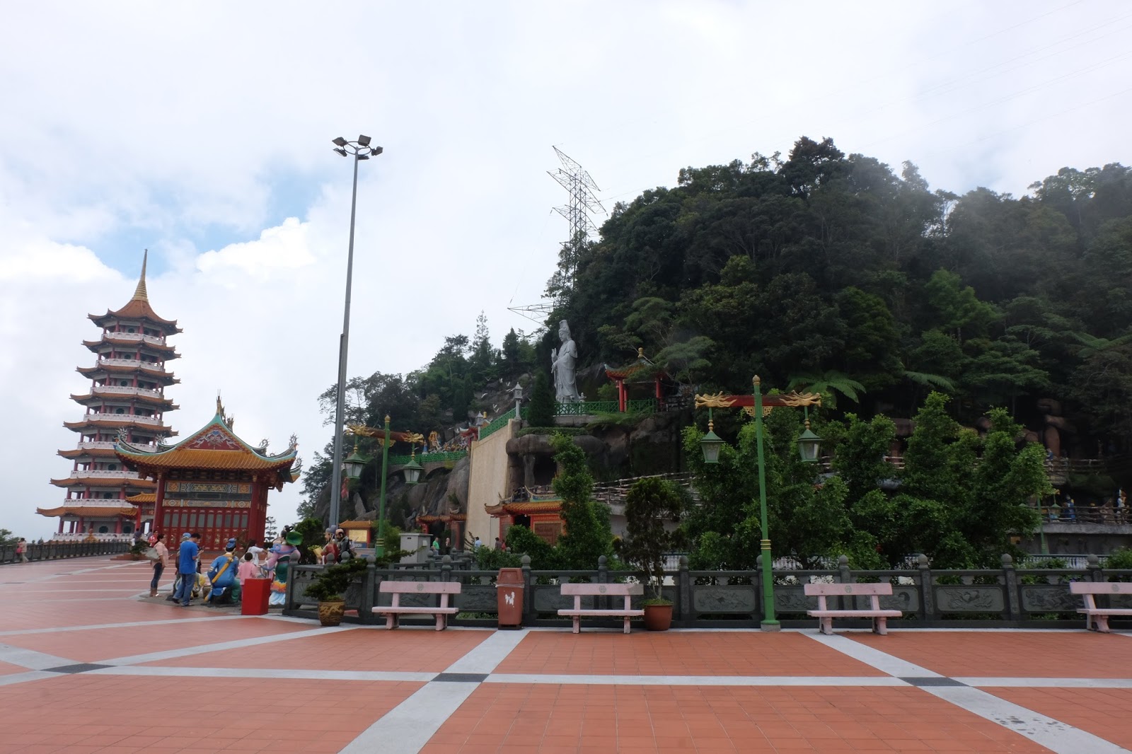 Kee Hua Chee Live!: CHIN SWEE TEMPLE COMPLEX AT RESORTS WORLD GENTING ...