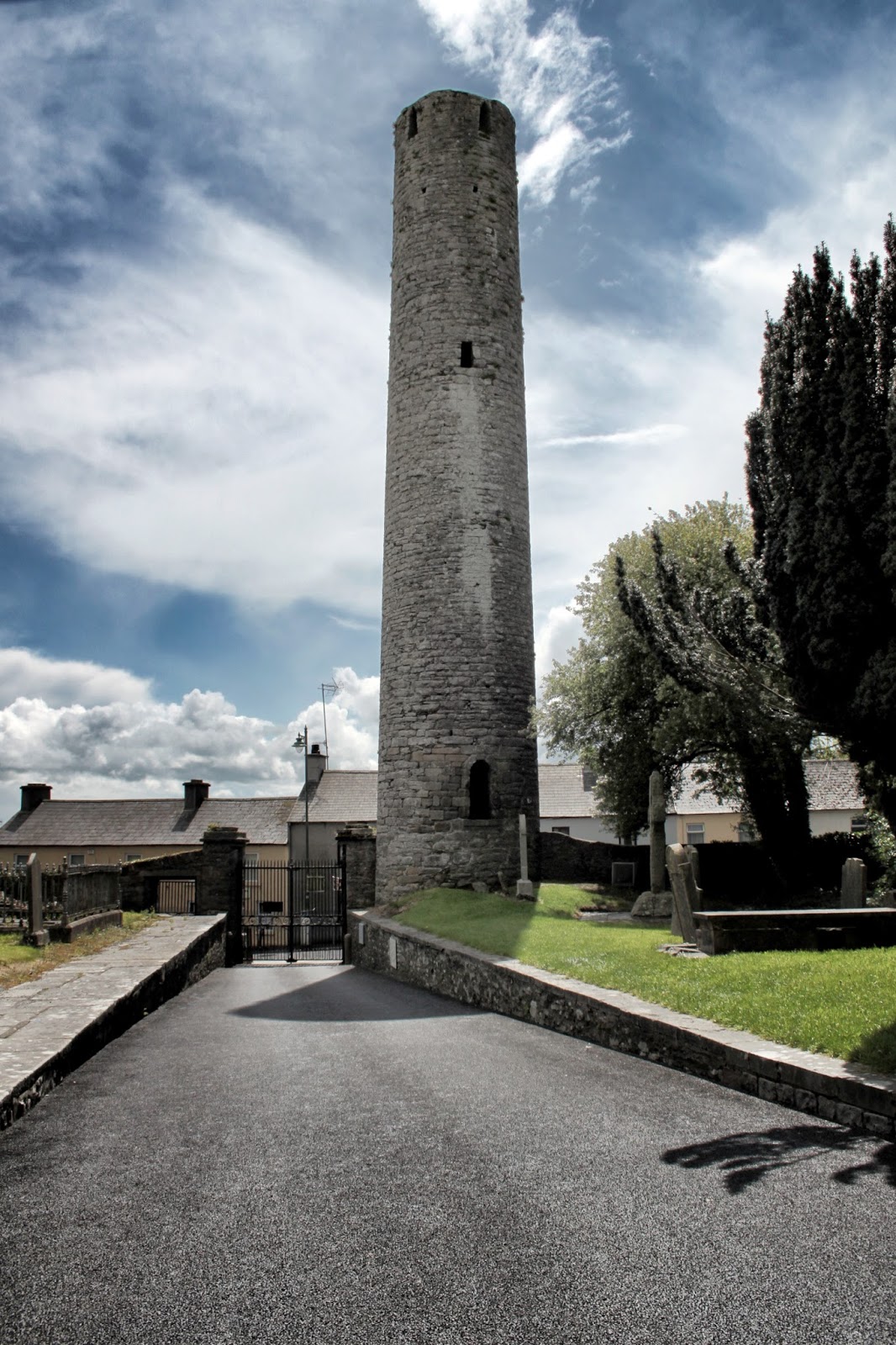 Historic Sites of Ireland: Kells Round Tower