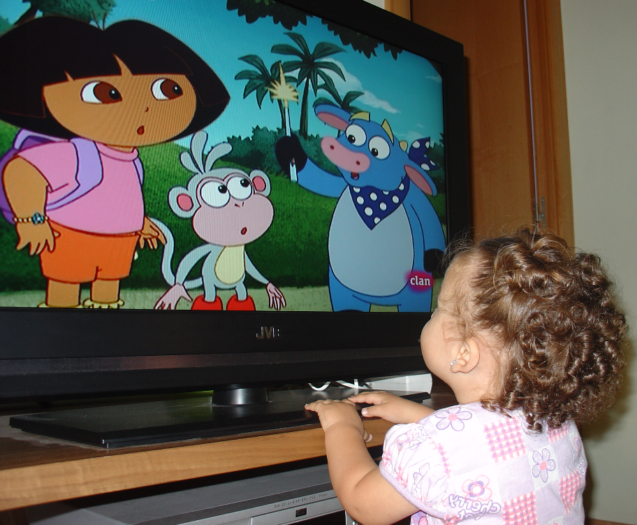 La televisión y los niños : Educando a nuestros hijos