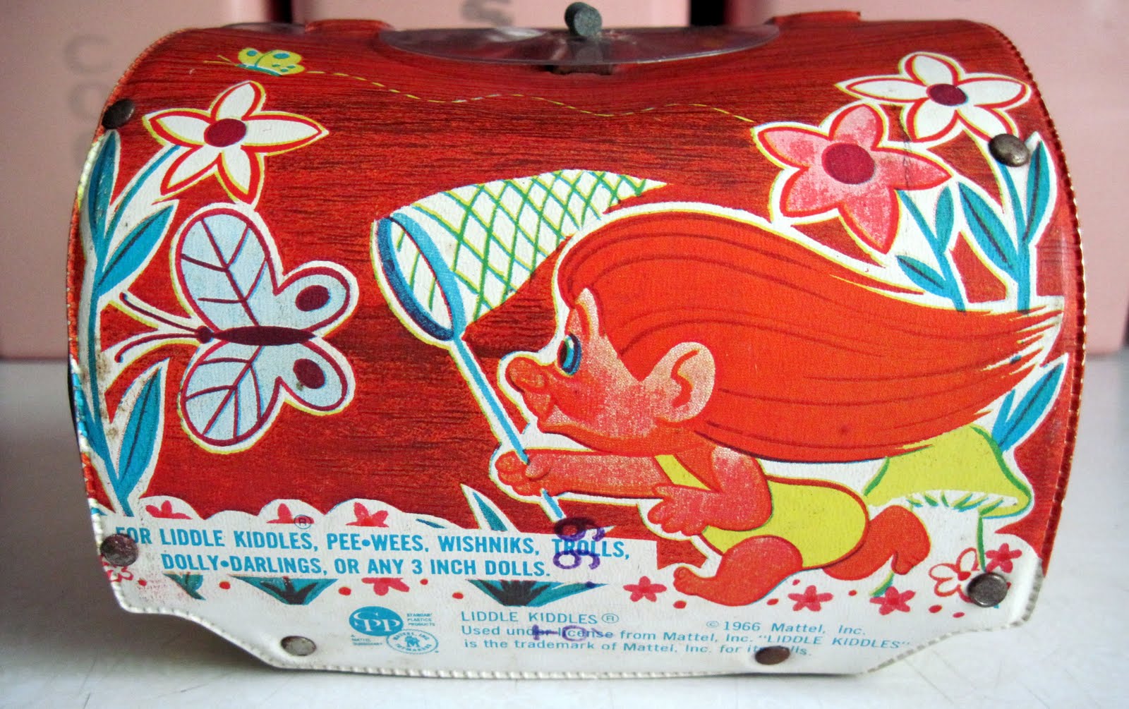 Tracy's Toys (and Some Other Stuff): 1966 Troll Log House