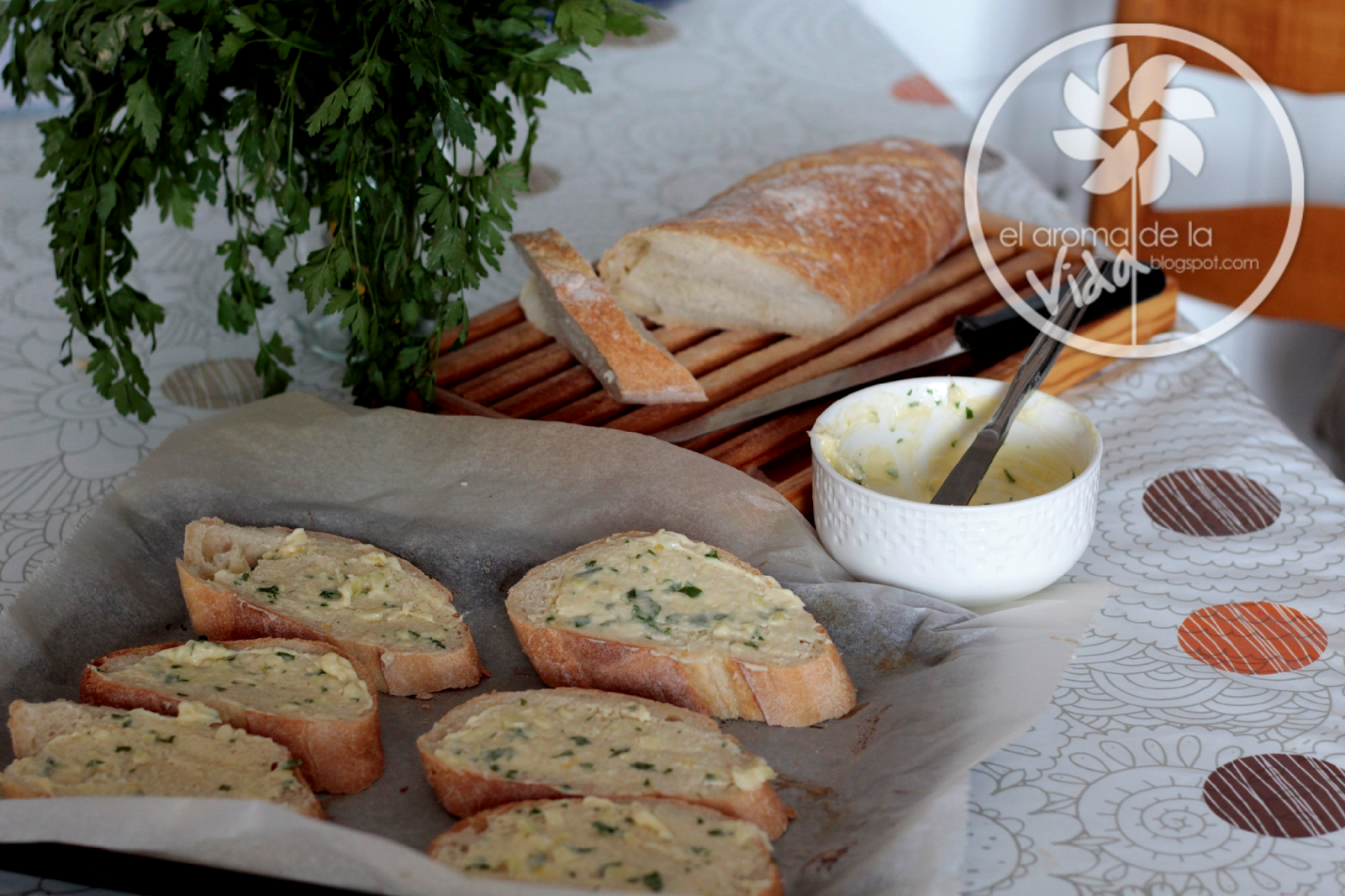 El Aroma de la Vida: Un maravilloso aperitivo: pan con ajo