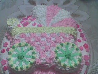 Cupcakeria Vovó Lila: Festa MaVi... Bolo Carrinho do Bebe, recheado com ...