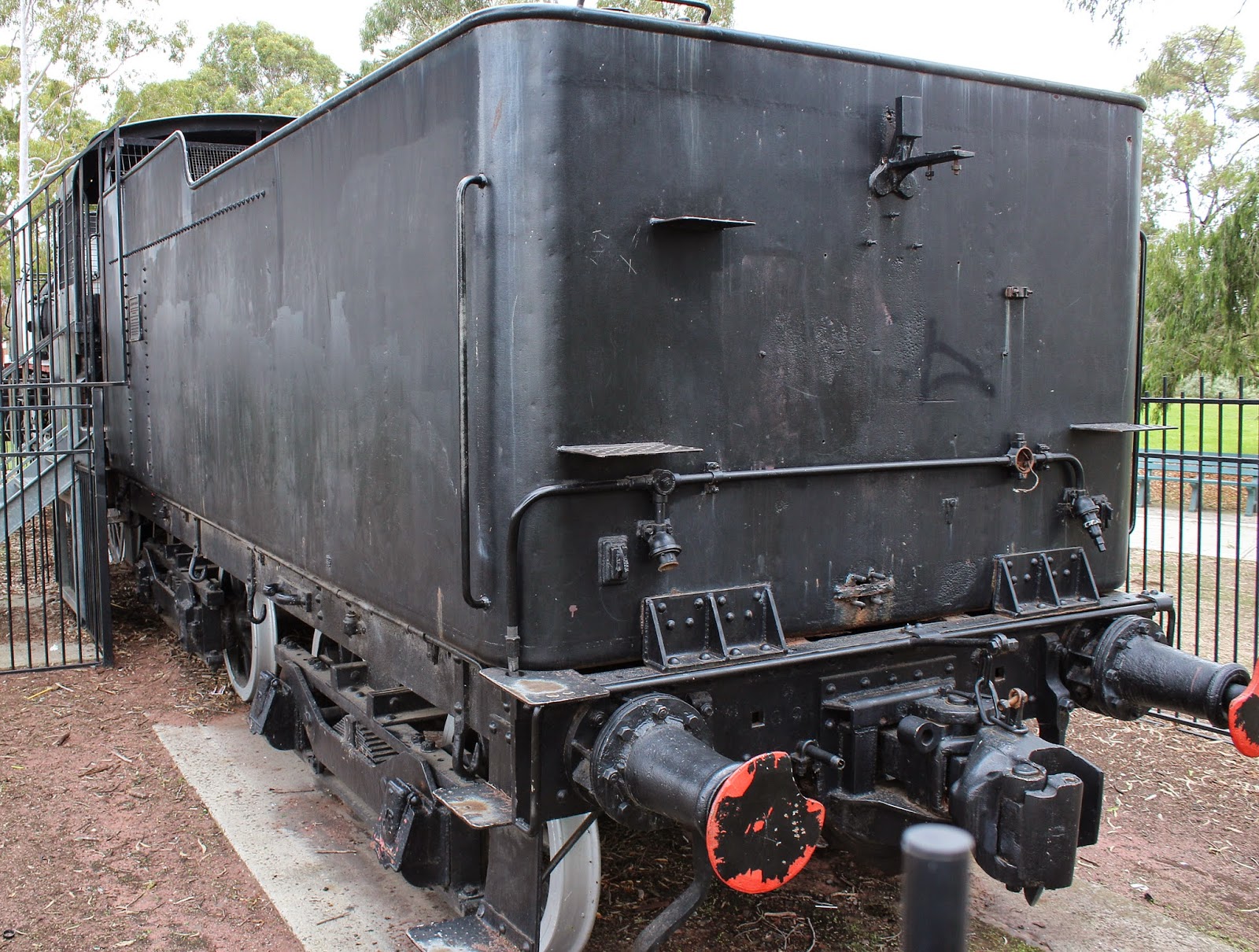 rusted2therails: VR A2-964 at Reservoir