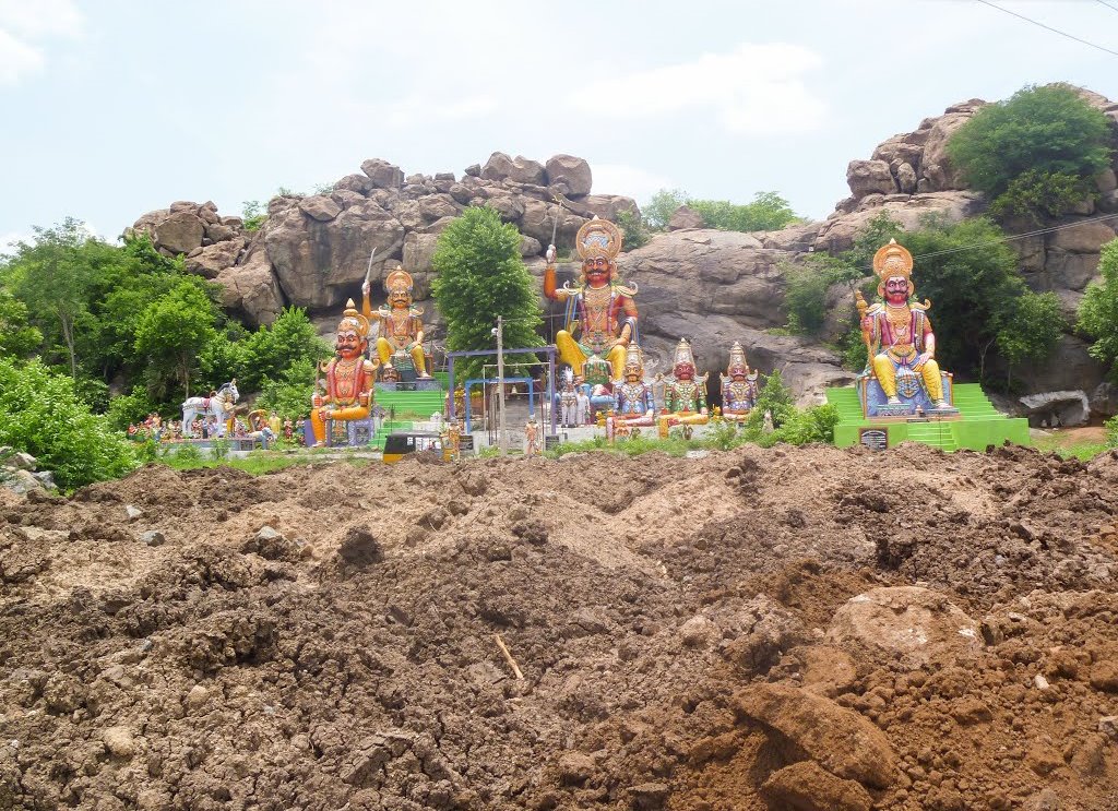 Tamilnadu Tourism: Sunai Karadu Ayyanarappan Temple, Mallur, Salem