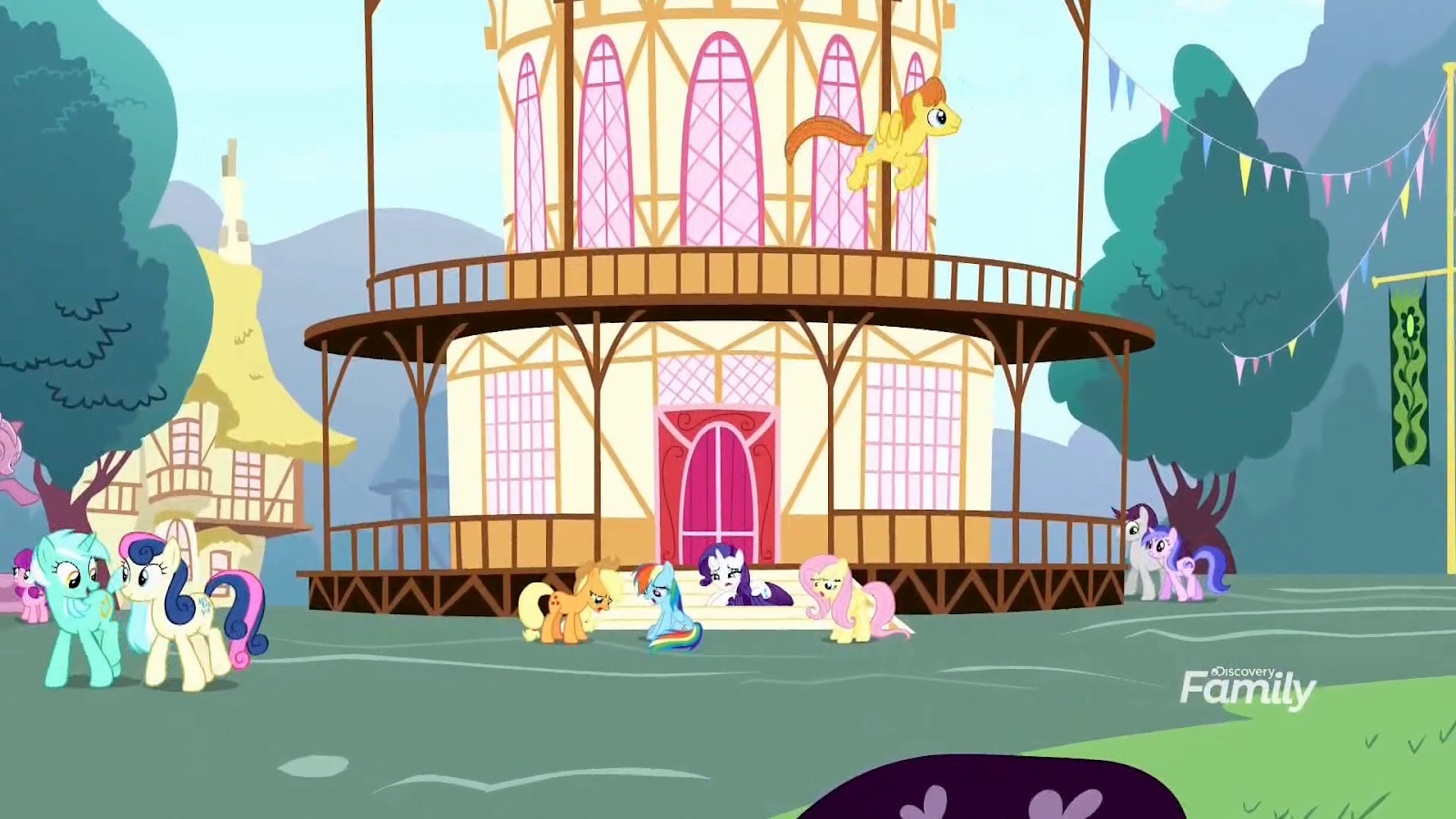 Equestria Daily - MLP Stuff!: "Yakity-Sax" Episode Followup: The Return ...