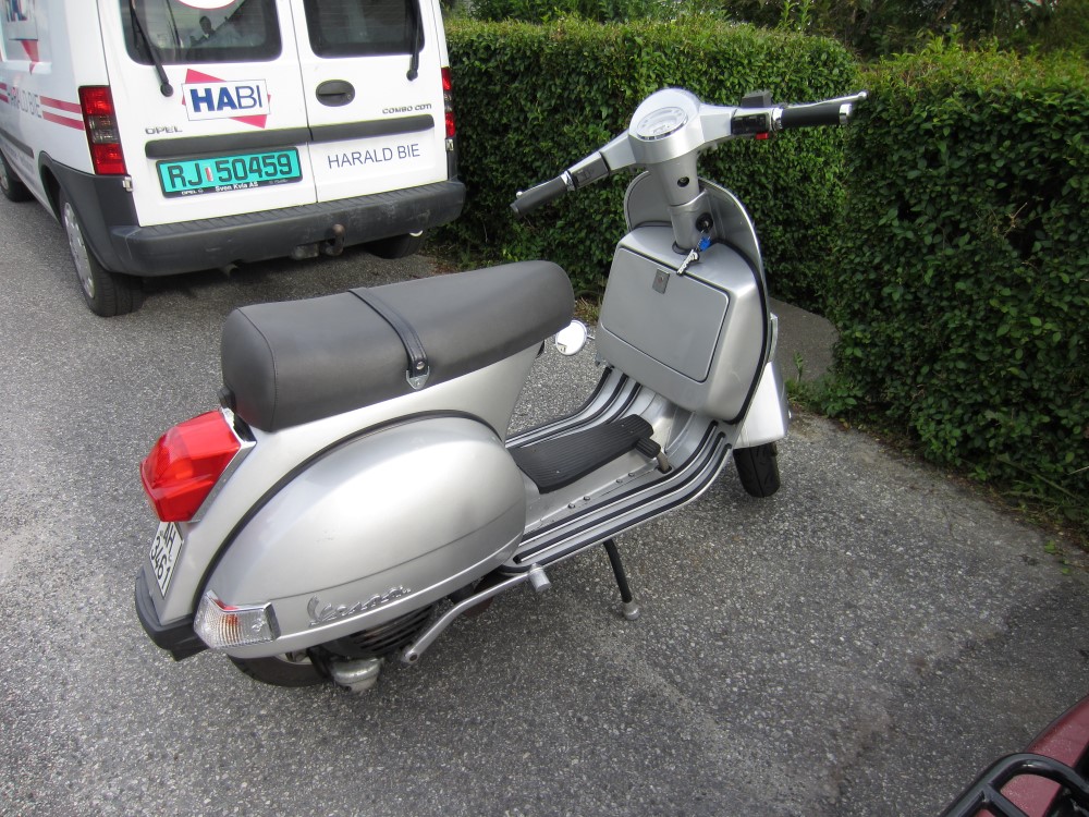 Vespa PX200E: Arrival of PX200E