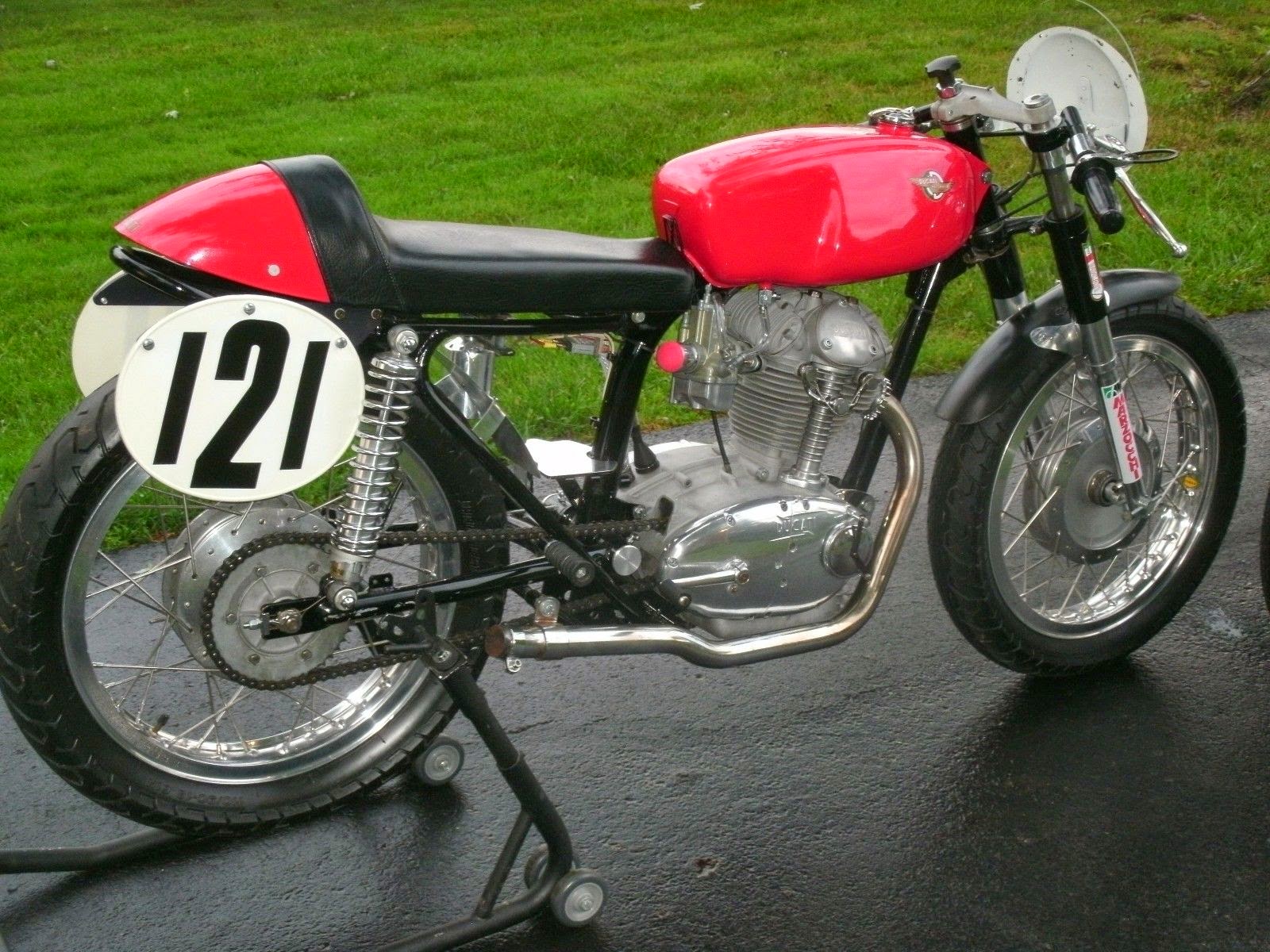 Fast is fast...: 1956 Ducati 250 race bike.