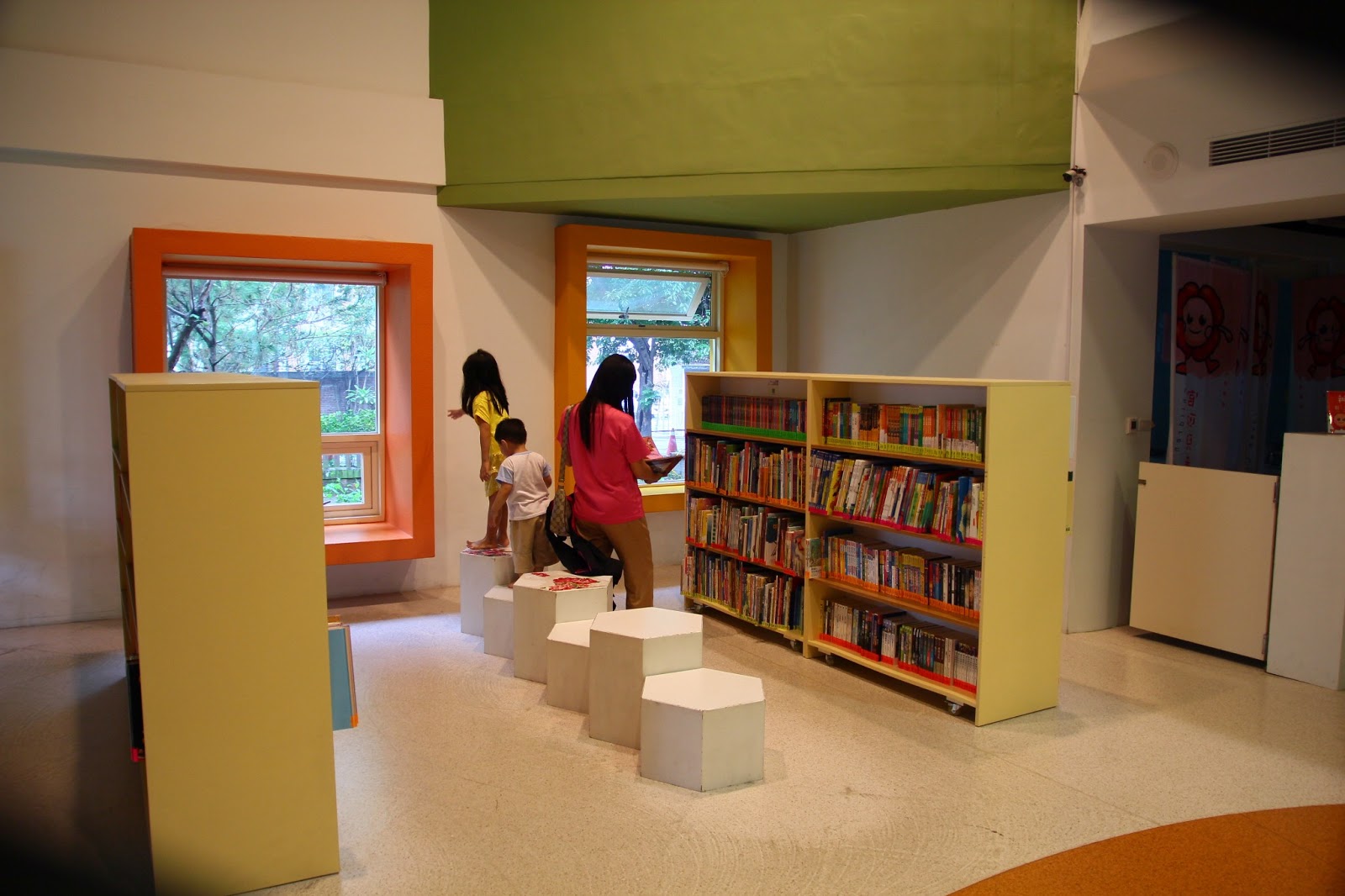 史貝爾之BioiT: 斗六繪本圖書館、官邸兒童館