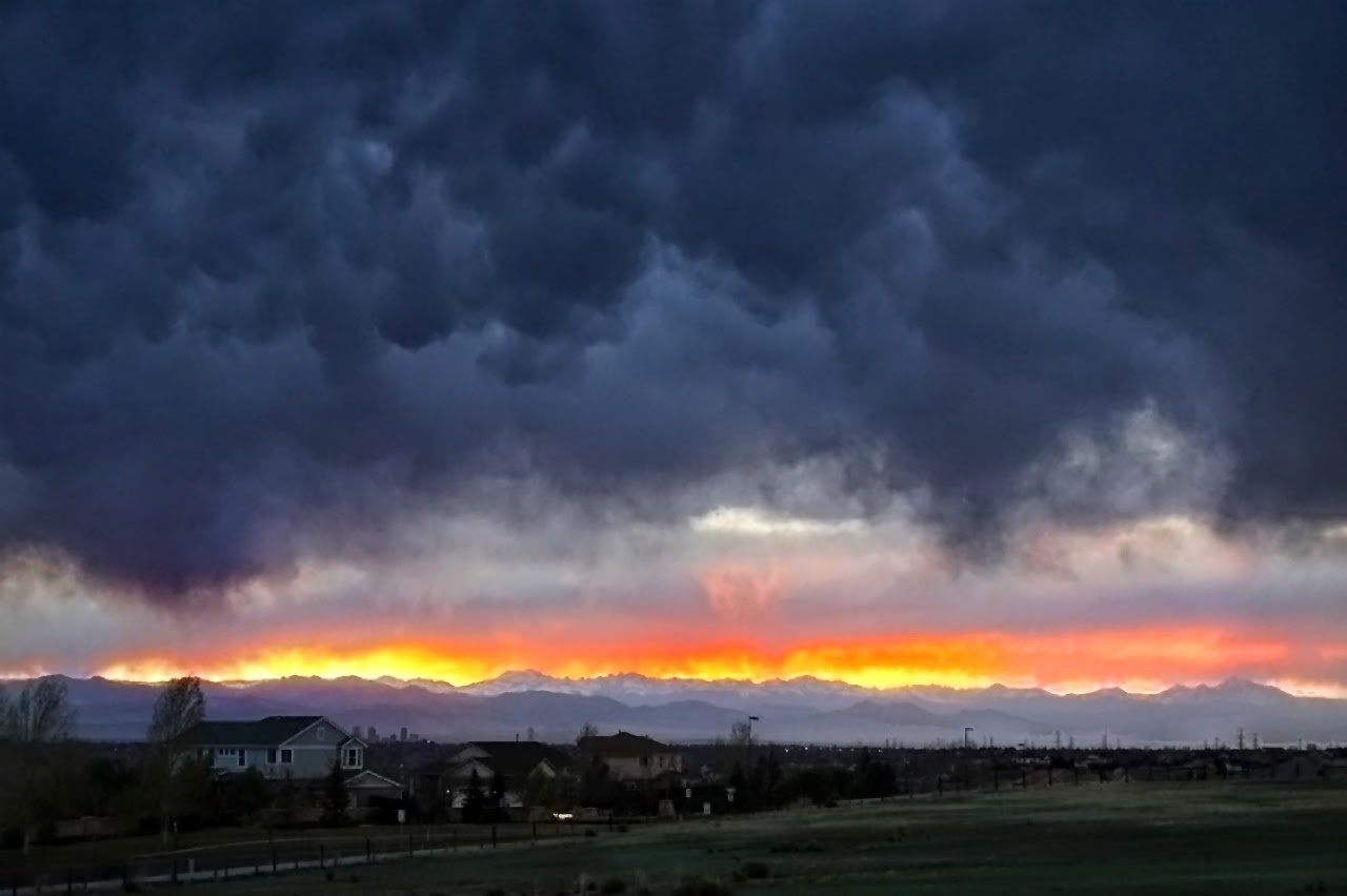 A Redleg's Rides : A Fiercely Fiery Colorado Sunset