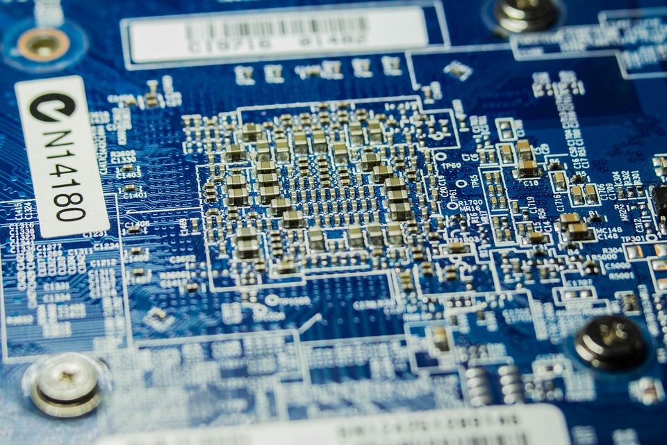 GPU Beserta Fungsinya, Macam Macamnya, dan Kelebihan-Kekurangannya