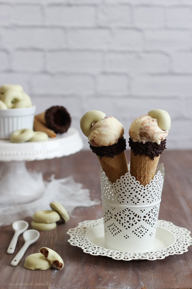 Helado de filipinos blancos y dos chocolates | Con aroma de vainilla ...