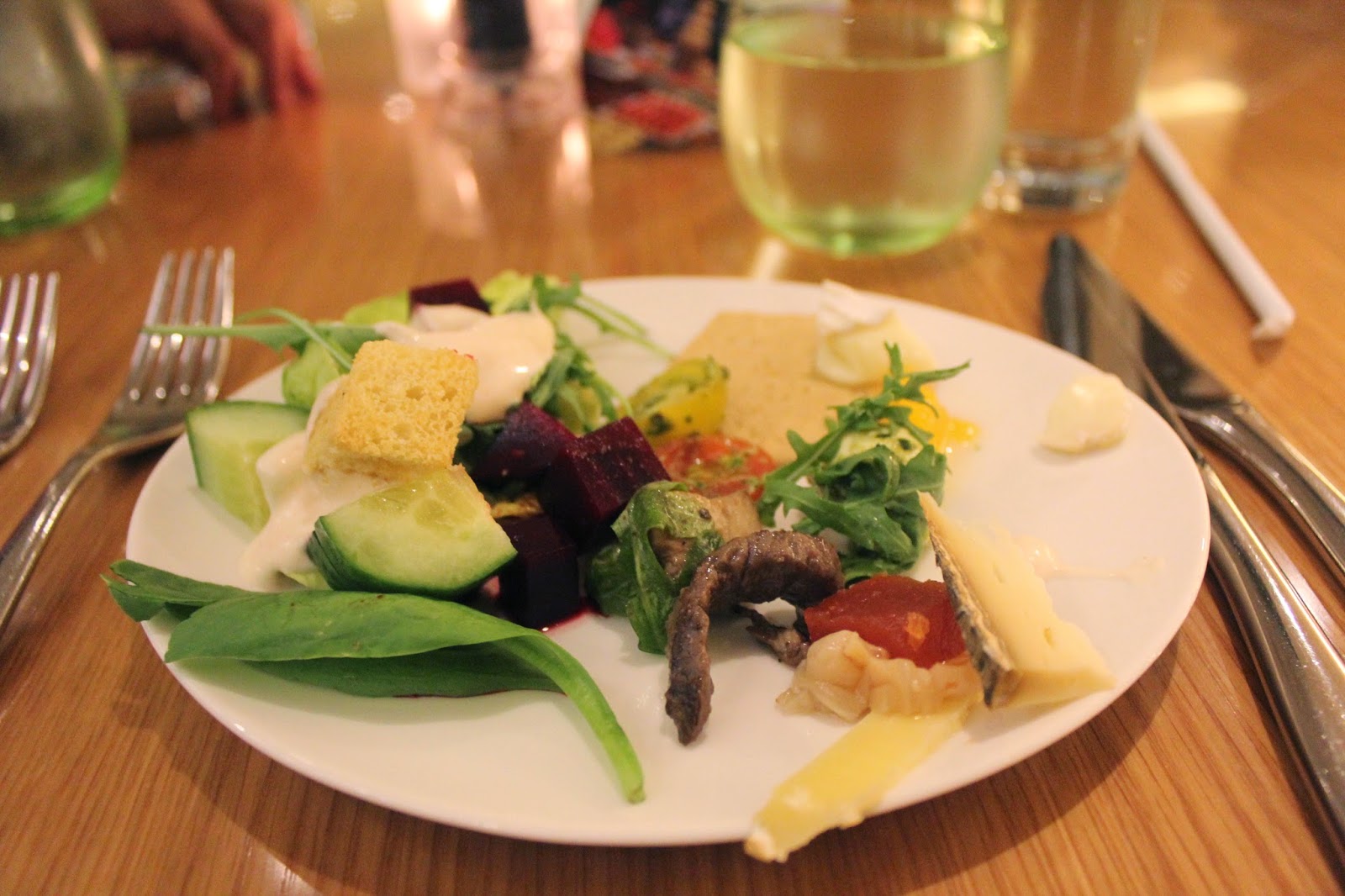 ilovepurpleblend: Kitchen 6 @ JW Marriott Marquis-Dubai