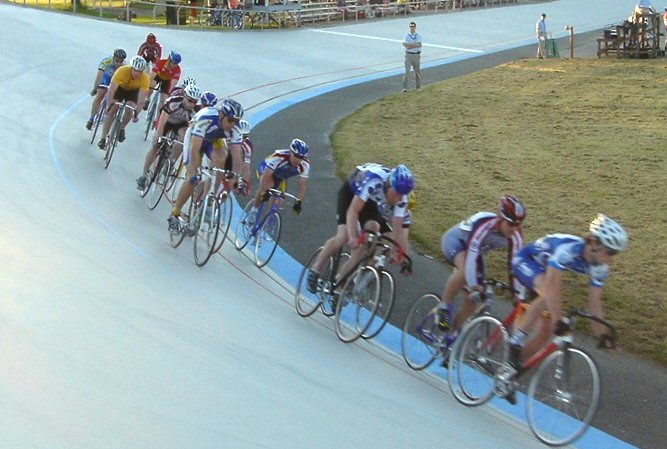 Cyclopunk: New velodrome opens in Bournemouth, UK