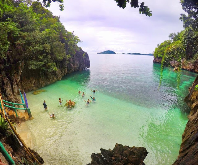 10 Gorgeous Tourist Spots to Visit in Bicol, Philippines - WandeReview