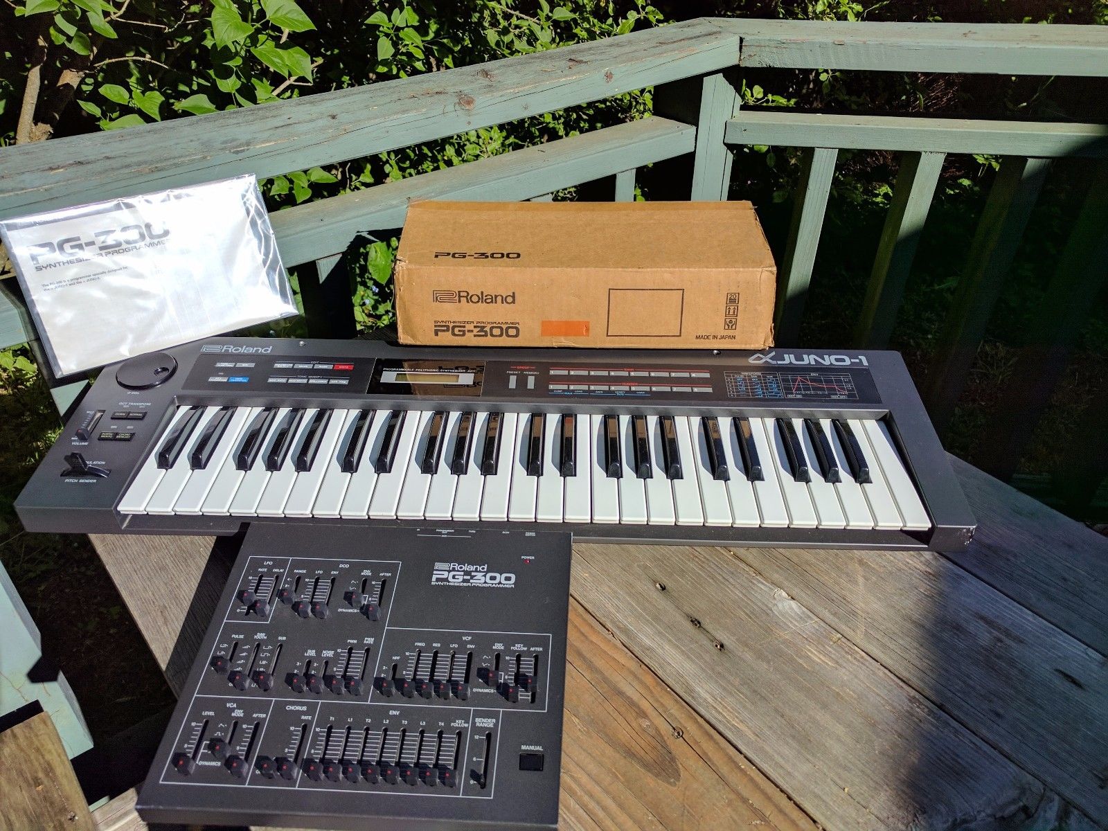 MATRIXSYNTH: Roland Alpha Juno 1 & PG-300 Programmer SN 683913 w ...