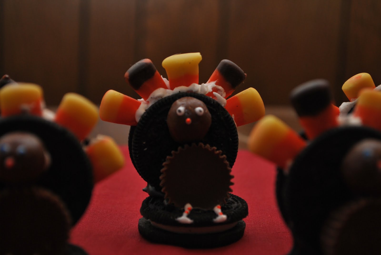 Craft-Tastical: Oreo & Reece's Turkey Cookies- Success!