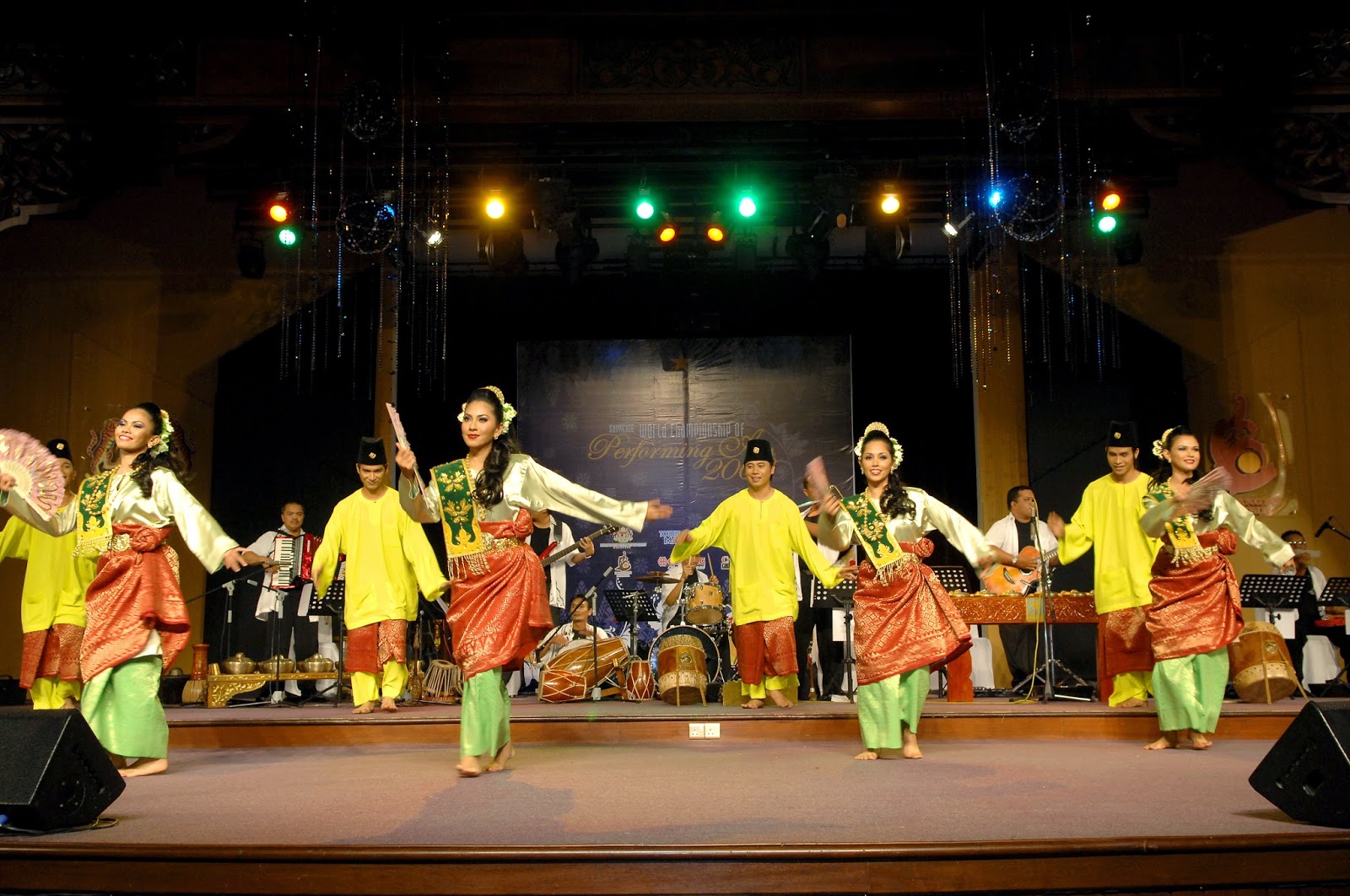 Pakej Perkahwinan, Hari Raya, Puasa, Live Band Kebudayaan Tarian ...